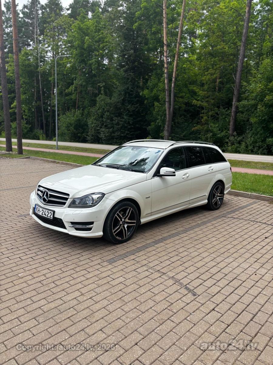 Balts Mercedes-Benz C-Class 2011 Rīga, ar dzinēja tilpumu 2.10 L un nobraukumu 390 tūkst. km par 6000 €, foto 3 vietnē AUTOMOTO.COM.LV