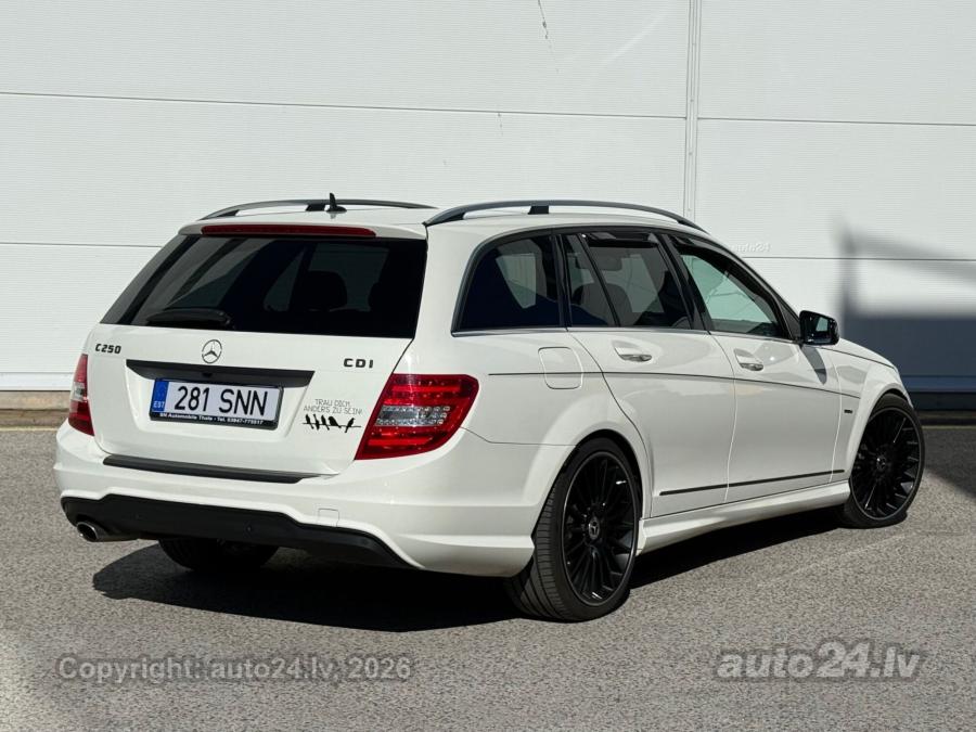 Balts Mercedes-Benz C-Class 2011 Tallina, ar dzinēja tilpumu 2.10 L un nobraukumu 273 tūkst. km par 9490 €, foto 5 vietnē AUTOMOTO.COM.LV