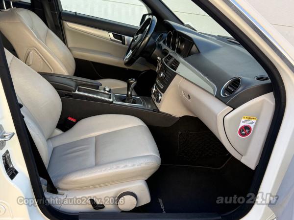 Balts Mercedes-Benz C-Class 2011 Tallina, ar dzinēja tilpumu 2.10 L un nobraukumu 273 tūkst. km par 9490 €, foto 7 vietnē AUTOMOTO.COM.LV