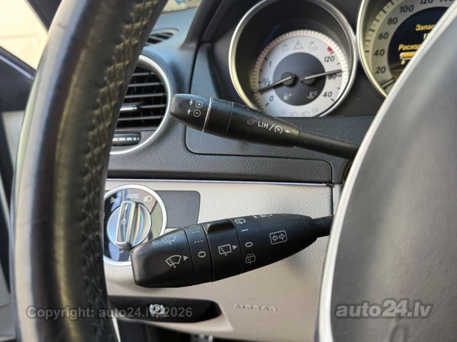 Balts Mercedes-Benz C-Class 2011 Tallina, ar dzinēja tilpumu 2.10 L un nobraukumu 273 tūkst. km par 9490 €, foto 12 vietnē AUTOMOTO.COM.LV