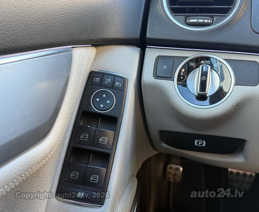 Balts Mercedes-Benz C-Class 2011 Tallina, ar dzinēja tilpumu 2.10 L un nobraukumu 273 tūkst. km par 9490 €, foto 14 vietnē AUTOMOTO.COM.LV