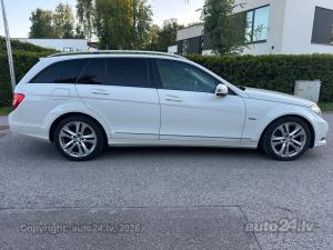 White Mercedes-Benz C-Class 2012 in Tallinn, with an engine capacity of 2.10 L and mileage of 342 thousand km for 7200 €, photo 7 on AUTOMOTO.COM.LV