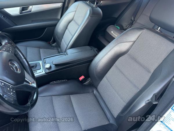 Balts Mercedes-Benz C-Class 2012 Tallina, ar dzinēja tilpumu 2.10 L un nobraukumu 342 tūkst. km par 7200 €, foto 8 vietnē AUTOMOTO.COM.LV
