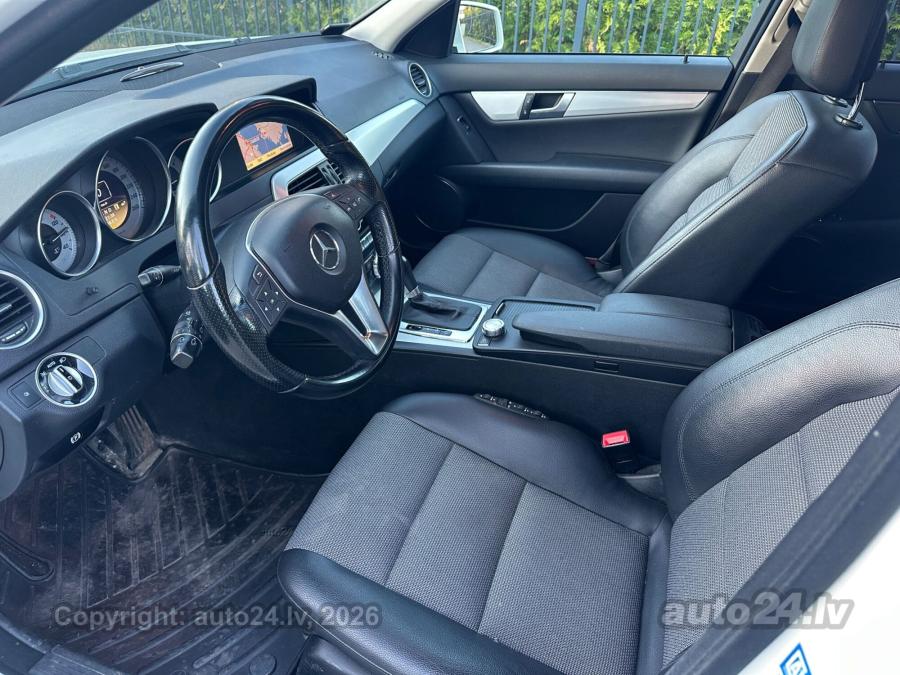 White Mercedes-Benz C-Class 2012 in Tallinn, with an engine capacity of 2.10 L and mileage of 342 thousand km for 7200 €, photo 10 on AUTOMOTO.COM.LV