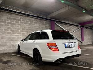 Balts Mercedes-Benz C-Class 2012 Tallina, ar dzinēja tilpumu 2.10 L un nobraukumu 330 tūkst. km par 10590 €, foto 7 vietnē AUTOMOTO.COM.LV