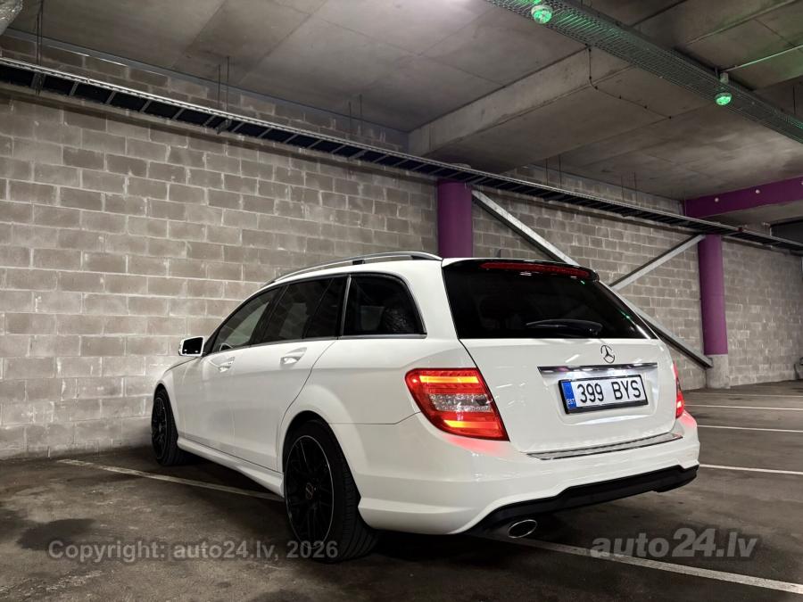 Balts Mercedes-Benz C-Class 2012 Tallina, ar dzinēja tilpumu 2.10 L un nobraukumu 330 tūkst. km par 10590 €, foto 7 vietnē AUTOMOTO.COM.LV