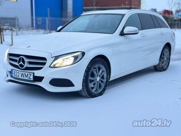 White Mercedes-Benz C-Class 2015 in Viljandi, with an engine capacity of 1.60 L and mileage of 260 thousand km for 10999 €, photo 2 on AUTOMOTO.COM.LV