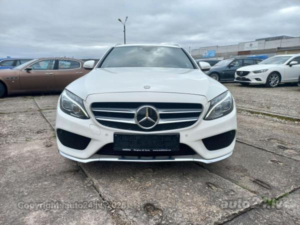 White Mercedes-Benz C-Class 2015 in Tartu, with an engine capacity of 2.20 L and mileage of 240 thousand km for 13499 €, photo 3 on AUTOMOTO.COM.LV