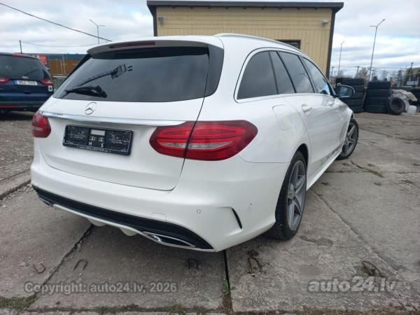 White Mercedes-Benz C-Class 2015 in Tartu, with an engine capacity of 2.20 L and mileage of 240 thousand km for 13499 €, photo 6 on AUTOMOTO.COM.LV