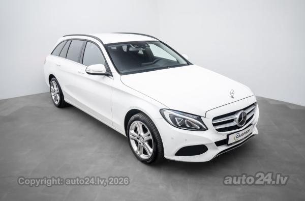 Balts Mercedes-Benz C-Class 2015 Tallina, ar dzinēja tilpumu 2.10 L un nobraukumu 241 tūkst. km par 11899 €, foto 3 vietnē AUTOMOTO.COM.LV
