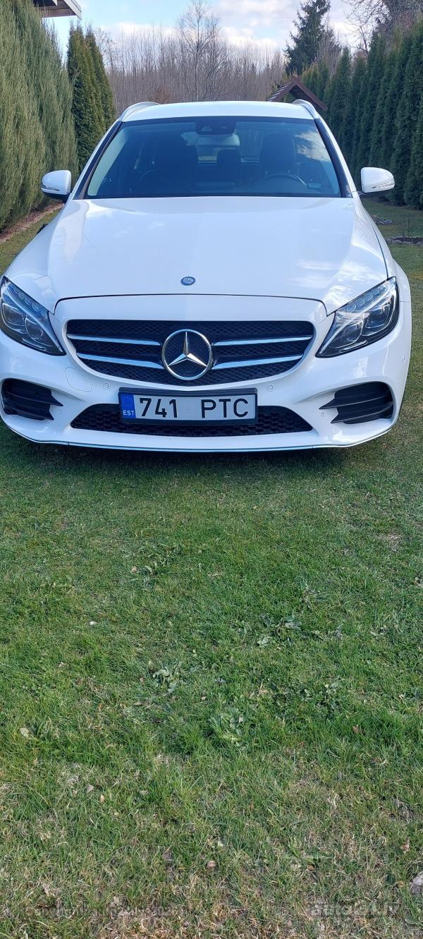 Balts Mercedes-Benz C-Class 2015 Tallina, ar dzinēja tilpumu 2.10 L un nobraukumu 219 tūkst. km par 11500 €, foto 7 vietnē AUTOMOTO.COM.LV