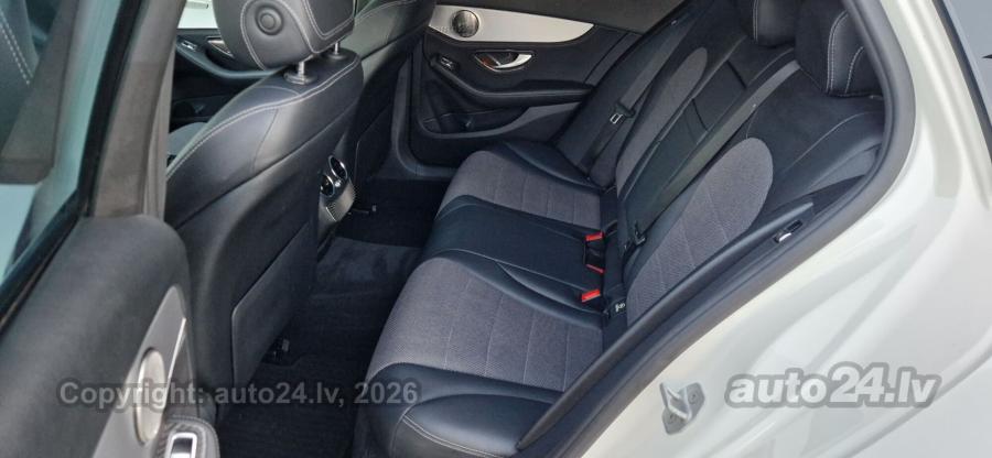 Balts Mercedes-Benz C-Class 2015 Tallina, ar dzinēja tilpumu 2.20 L un nobraukumu 221 tūkst. km par 13900 €, foto 13 vietnē AUTOMOTO.COM.LV