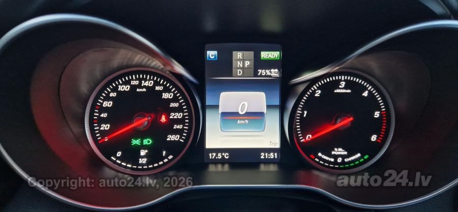 Balts Mercedes-Benz C-Class 2015 Tallina, ar dzinēja tilpumu 2.20 L un nobraukumu 221 tūkst. km par 13900 €, foto 15 vietnē AUTOMOTO.COM.LV
