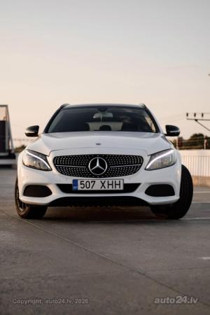 Balts Mercedes-Benz C-Class 2015 Tallina, ar dzinēja tilpumu 1.60 L un nobraukumu 286 tūkst. km par 10000 €, foto 5 vietnē AUTOMOTO.COM.LV