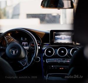 Balts Mercedes-Benz C-Class 2015 Tallina, ar dzinēja tilpumu 1.60 L un nobraukumu 286 tūkst. km par 10000 €, foto 7 vietnē AUTOMOTO.COM.LV