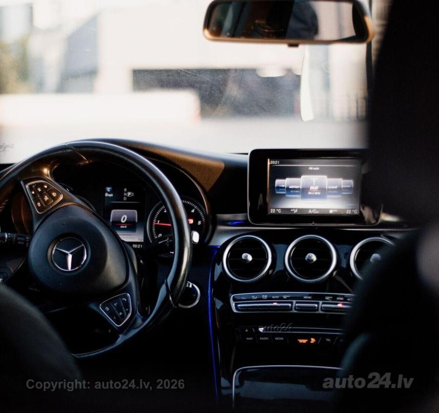 Balts Mercedes-Benz C-Class 2015 Tallina, ar dzinēja tilpumu 1.60 L un nobraukumu 286 tūkst. km par 10000 €, foto 7 vietnē AUTOMOTO.COM.LV