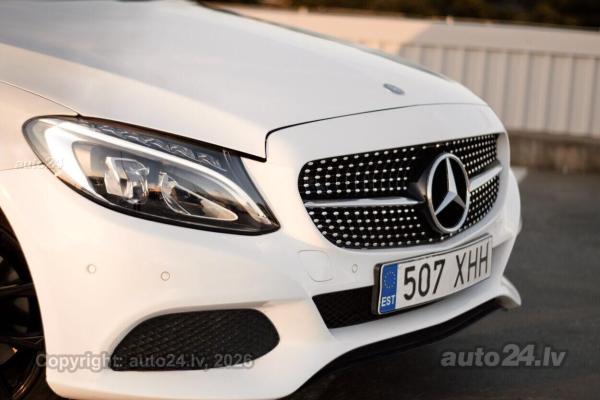 Balts Mercedes-Benz C-Class 2015 Tallina, ar dzinēja tilpumu 1.60 L un nobraukumu 286 tūkst. km par 10000 €, foto 4 vietnē AUTOMOTO.COM.LV