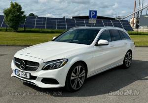 White Mercedes-Benz C-Class 2015 in Tallinn, with an engine capacity of 2.10 L and mileage of 258 thousand km for 15300 €, photo 3 on AUTOMOTO.COM.LV