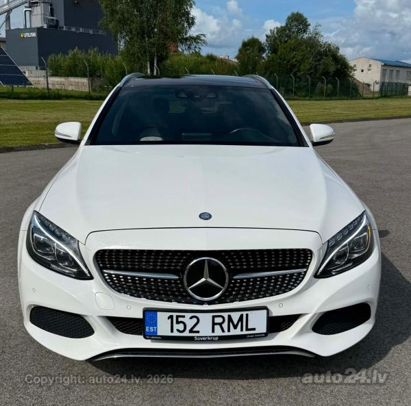 White Mercedes-Benz C-Class 2015 in Tallinn, with an engine capacity of 2.10 L and mileage of 258 thousand km for 15300 €, photo 5 on AUTOMOTO.COM.LV
