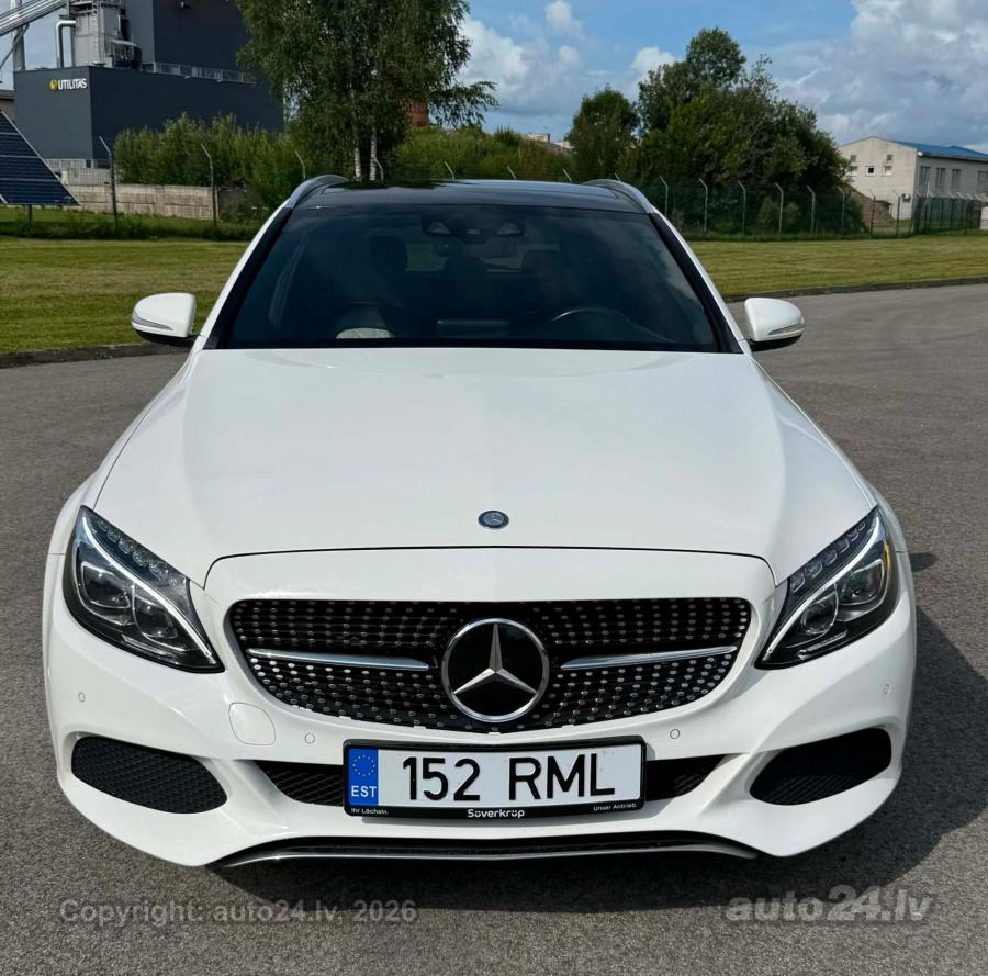 White Mercedes-Benz C-Class 2015 in Tallinn, with an engine capacity of 2.10 L and mileage of 258 thousand km for 15300 €, photo 5 on AUTOMOTO.COM.LV