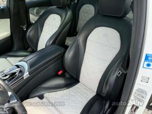 White Mercedes-Benz C-Class 2015 in Tallinn, with an engine capacity of 2.10 L and mileage of 258 thousand km for 15300 €, photo 14 on AUTOMOTO.COM.LV