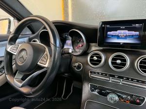 White Mercedes-Benz C-Class 2015 in Tallinn, with an engine capacity of 2.10 L and mileage of 258 thousand km for 15300 €, photo 17 on AUTOMOTO.COM.LV