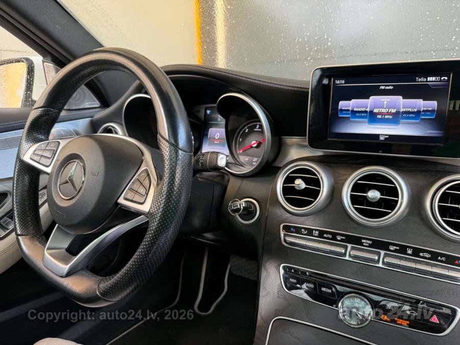 White Mercedes-Benz C-Class 2015 in Tallinn, with an engine capacity of 2.10 L and mileage of 258 thousand km for 15300 €, photo 17 on AUTOMOTO.COM.LV