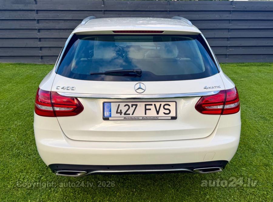 White Mercedes-Benz C-Class 2015 in Viljandi, with an engine capacity of 3.00 L and mileage of 131 thousand km for 19999 €, photo 9 on AUTOMOTO.COM.LV