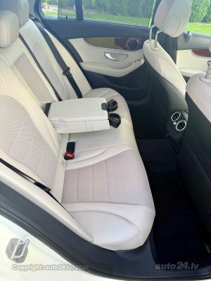 White Mercedes-Benz C-Class 2015 in Viljandi, with an engine capacity of 3.00 L and mileage of 131 thousand km for 19999 €, photo 14 on AUTOMOTO.COM.LV