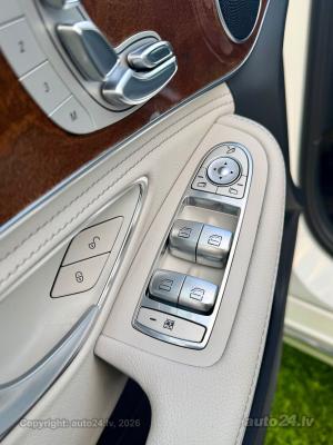White Mercedes-Benz C-Class 2015 in Viljandi, with an engine capacity of 3.00 L and mileage of 131 thousand km for 19999 €, photo 21 on AUTOMOTO.COM.LV