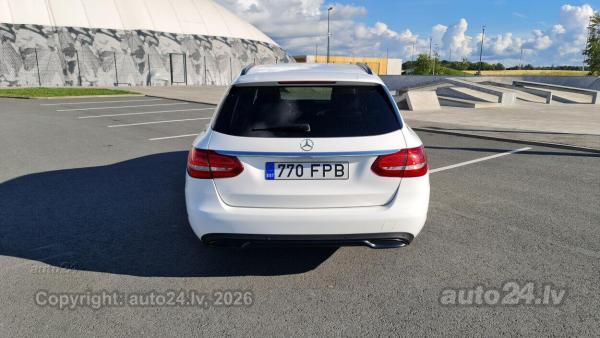 White Mercedes-Benz C-Class 2016 in Tallinn, with an engine capacity of 2.10 L and mileage of 224 thousand km for 14957 €, photo 6 on AUTOMOTO.COM.LV