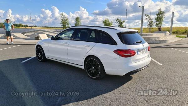 White Mercedes-Benz C-Class 2016 in Tallinn, with an engine capacity of 2.10 L and mileage of 224 thousand km for 14957 €, photo 2 on AUTOMOTO.COM.LV