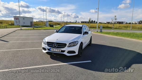 White Mercedes-Benz C-Class 2016 in Tallinn, with an engine capacity of 2.10 L and mileage of 224 thousand km for 14957 €, photo 5 on AUTOMOTO.COM.LV