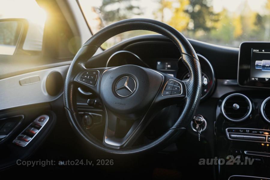 Balts Mercedes-Benz C-Class 2016 Viljandi, ar dzinēja tilpumu 2.10 L un nobraukumu 245 tūkst. km par 12900 €, foto 10 vietnē AUTOMOTO.COM.LV