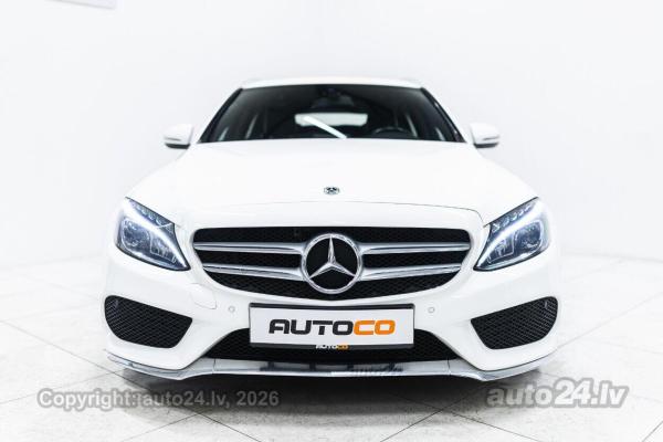 White Mercedes-Benz C-Class 2017 in Tallinn, with an engine capacity of 2.10 L and mileage of 218 thousand km for 13899 €, photo 3 on AUTOMOTO.COM.LV