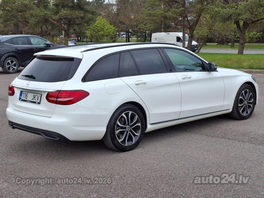 White Mercedes-Benz C-Class 2017 in Tallinn, with an engine capacity of 2.00 L and mileage of 346 thousand km for 11900 €, photo 6 on AUTOMOTO.COM.LV