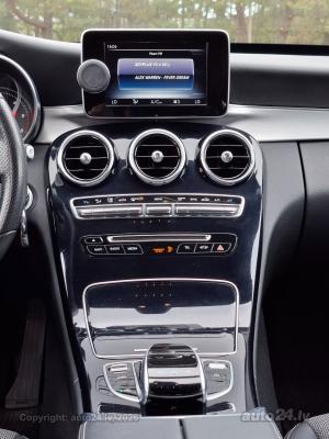 White Mercedes-Benz C-Class 2017 in Tallinn, with an engine capacity of 2.00 L and mileage of 346 thousand km for 11900 €, photo 10 on AUTOMOTO.COM.LV
