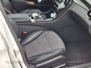 White Mercedes-Benz C-Class 2017 in Tallinn, with an engine capacity of 2.00 L and mileage of 346 thousand km for 11900 €, photo 12 on AUTOMOTO.COM.LV