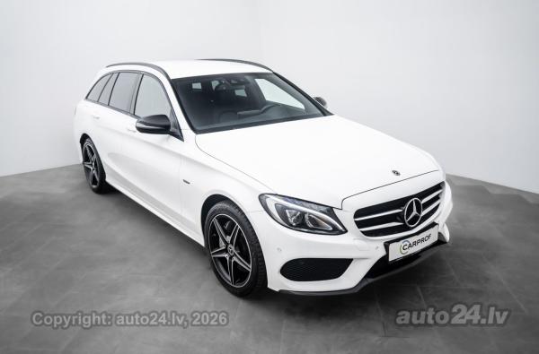 White Mercedes-Benz C-Class 2017 in Tallinn, with an engine capacity of 2.00 L and mileage of 119 thousand km for 12999 €, photo 3 on AUTOMOTO.COM.LV