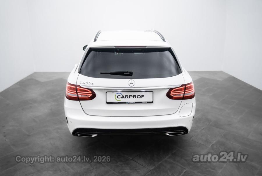Balts Mercedes-Benz C-Class 2017 Tallina, ar dzinēja tilpumu 2.00 L un nobraukumu 119 tūkst. km par 12999 €, foto 6 vietnē AUTOMOTO.COM.LV