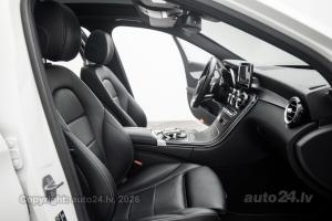 Balts Mercedes-Benz C-Class 2017 Tallina, ar dzinēja tilpumu 2.00 L un nobraukumu 156 tūkst. km par 12999 €, foto 12 vietnē AUTOMOTO.COM.LV