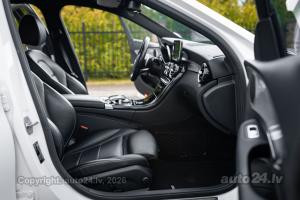 White Mercedes-Benz C-Class 2017 in Tallinn, with an engine capacity of 2.00 L and mileage of 190 thousand km for 13900 €, photo 17 on AUTOMOTO.COM.LV