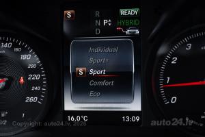 White Mercedes-Benz C-Class 2017 in Tallinn, with an engine capacity of 2.00 L and mileage of 190 thousand km for 13900 €, photo 24 on AUTOMOTO.COM.LV