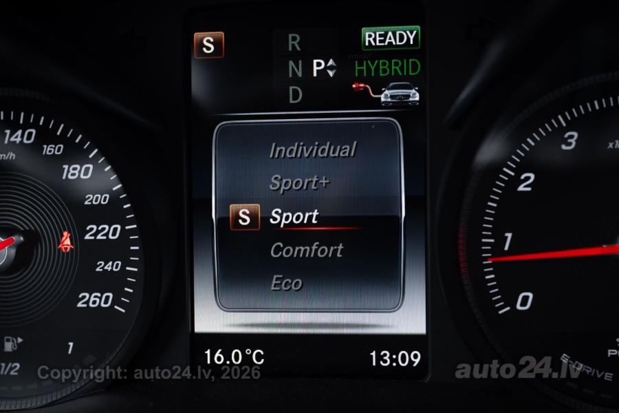 White Mercedes-Benz C-Class 2017 in Tallinn, with an engine capacity of 2.00 L and mileage of 190 thousand km for 13900 €, photo 24 on AUTOMOTO.COM.LV