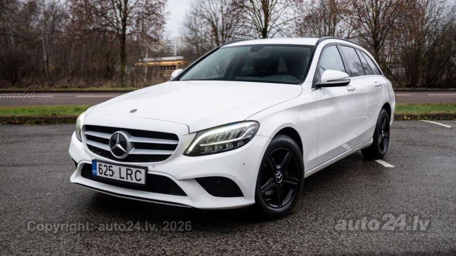 Balts Mercedes-Benz C-Class 2019 Tallina, ar dzinēja tilpumu 1.60 L un nobraukumu 284 tūkst. km par 11790 €, foto 1 vietnē AUTOMOTO.COM.LV