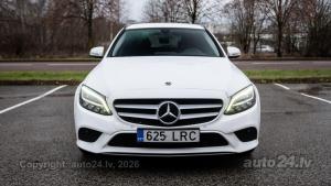 Balts Mercedes-Benz C-Class 2019 Tallina, ar dzinēja tilpumu 1.60 L un nobraukumu 284 tūkst. km par 11790 €, foto 2 vietnē AUTOMOTO.COM.LV