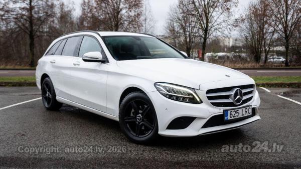White Mercedes-Benz C-Class 2019 in Tallinn, with an engine capacity of 1.60 L and mileage of 284 thousand km for 11790 €, photo 3 on AUTOMOTO.COM.LV