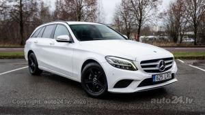 Balts Mercedes-Benz C-Class 2019 Tallina, ar dzinēja tilpumu 1.60 L un nobraukumu 284 tūkst. km par 11790 €, foto 3 vietnē AUTOMOTO.COM.LV