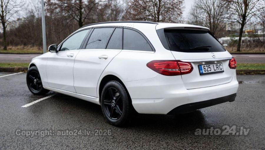 Balts Mercedes-Benz C-Class 2019 Tallina, ar dzinēja tilpumu 1.60 L un nobraukumu 284 tūkst. km par 11790 €, foto 6 vietnē AUTOMOTO.COM.LV