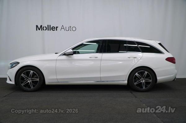 Balts Mercedes-Benz C-Class 2019 Tallina, ar dzinēja tilpumu 2.00 L un nobraukumu 162 tūkst. km par 16900 €, foto 3 vietnē AUTOMOTO.COM.LV